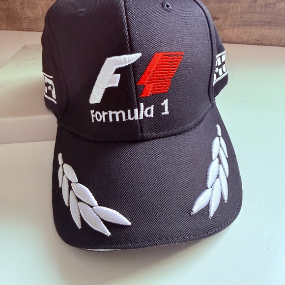 Formula 1 | Accessories | Nwot Formula One World Champion F Racing ...